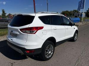 White Ford Kuga 2014 in Panevezys, with an engine capacity of 2.00 L and mileage of 199 thousand km for 6550 €, photo 8 on AUTOMOTO.COM.LV
