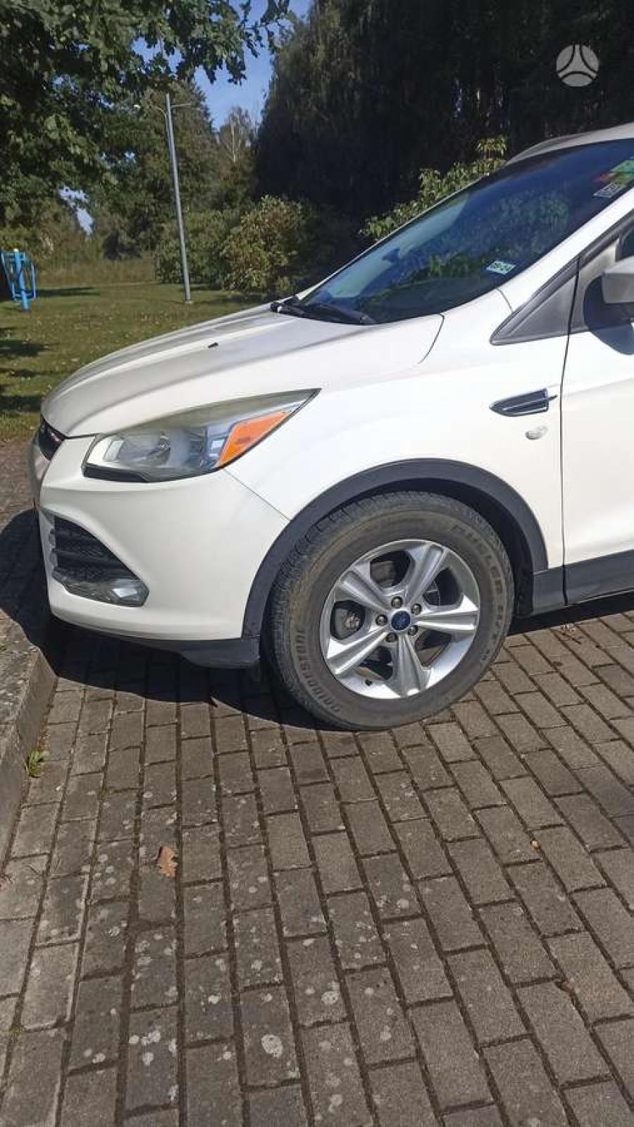 Balts Ford Kuga 2014 Ukmergė, ar dzinēja tilpumu 1.60 L un nobraukumu 170 tūkst. km par 5500 €, foto 3 vietnē AUTOMOTO.COM.LV