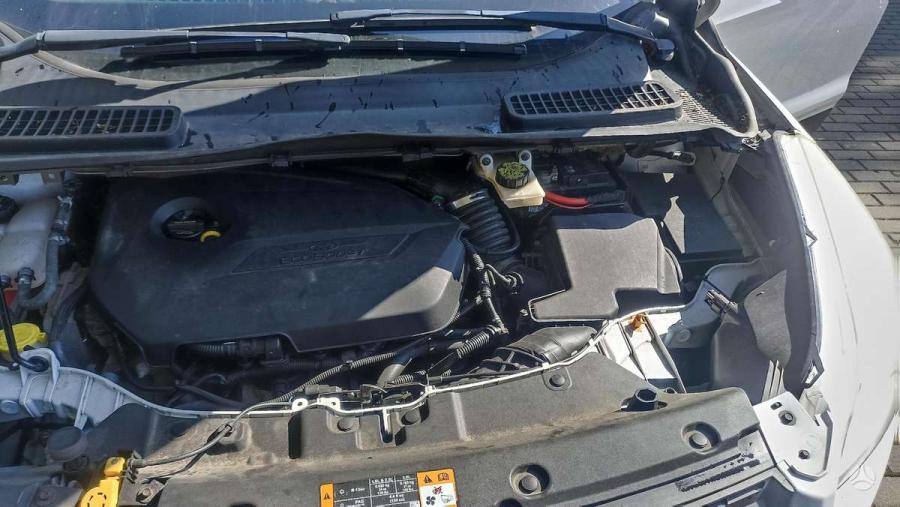 Balts Ford Kuga 2014 Ukmergė, ar dzinēja tilpumu 1.60 L un nobraukumu 170 tūkst. km par 5500 €, foto 16 vietnē AUTOMOTO.COM.LV