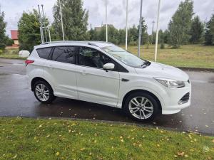White Ford Kuga 2014 in Taurage, with an engine capacity of 2.00 L and mileage of 266 thousand km for 6800 €, photo 5 on AUTOMOTO.COM.LV