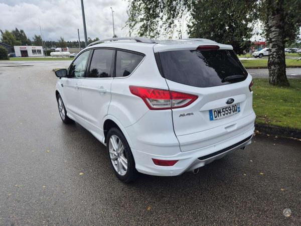 White Ford Kuga 2014 in Taurage, with an engine capacity of 2.00 L and mileage of 266 thousand km for 6800 €, photo 9 on AUTOMOTO.COM.LV