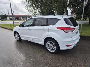 White Ford Kuga 2014 in Taurage, with an engine capacity of 2.00 L and mileage of 266 thousand km for 6800 €, photo 10 on AUTOMOTO.COM.LV