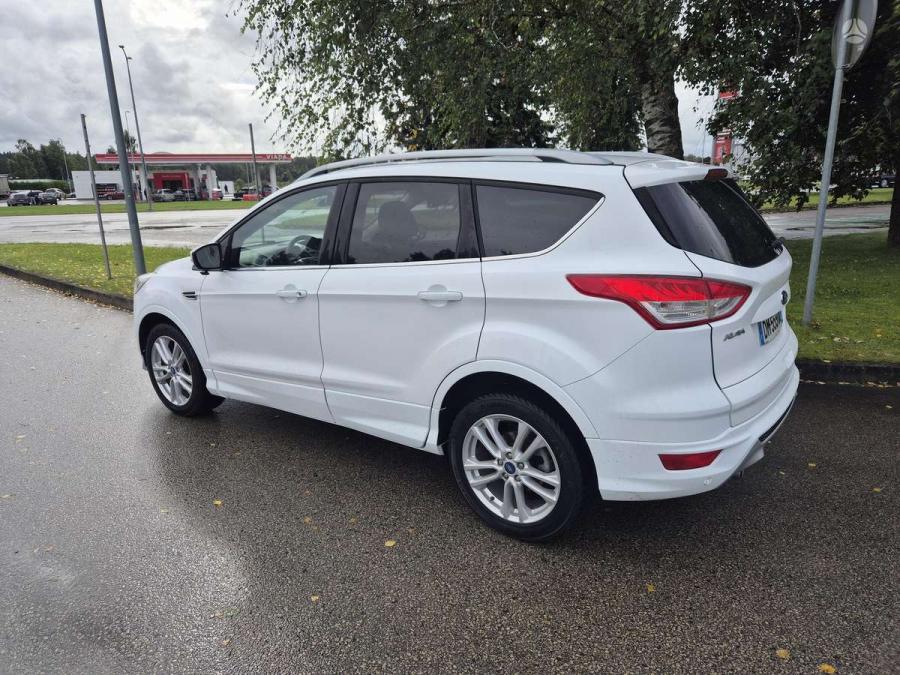 White Ford Kuga 2014 in Taurage, with an engine capacity of 2.00 L and mileage of 266 thousand km for 6800 €, photo 10 on AUTOMOTO.COM.LV