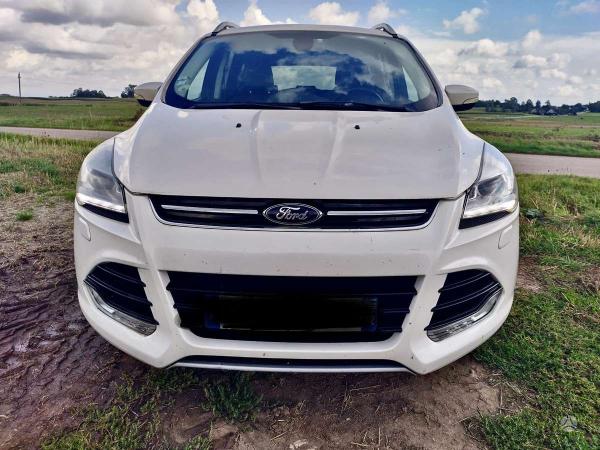 White Ford Kuga 2014 in Marijampole, with an engine capacity of 2.00 L and mileage of 183 thousand km for 5900 €, photo 3 on AUTOMOTO.COM.LV