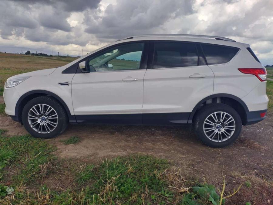 Balts Ford Kuga 2014 Marijampole, ar dzinēja tilpumu 2.00 L un nobraukumu 183 tūkst. km par 5900 €, foto 6 vietnē AUTOMOTO.COM.LV