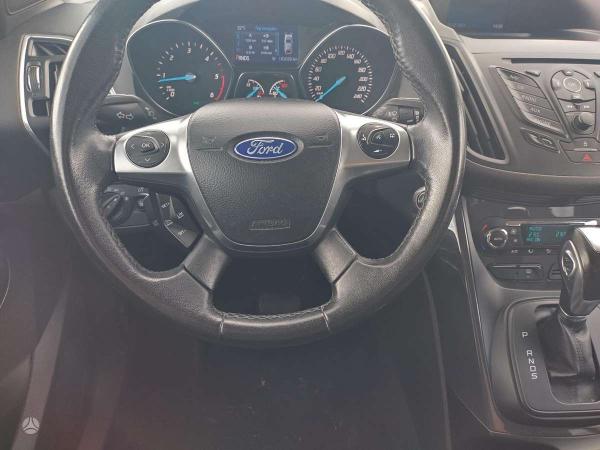 White Ford Kuga 2014 in Marijampole, with an engine capacity of 2.00 L and mileage of 183 thousand km for 5900 €, photo 11 on AUTOMOTO.COM.LV