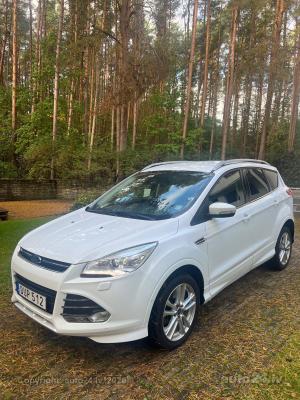 Balts Ford Kuga 2014 Pērnava, ar dzinēja tilpumu 2.00 L un nobraukumu 104 tūkst. km par 11999 €, foto 3 vietnē AUTOMOTO.COM.LV