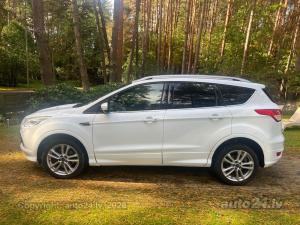 Balts Ford Kuga 2014 Pērnava, ar dzinēja tilpumu 2.00 L un nobraukumu 104 tūkst. km par 11999 €, foto 5 vietnē AUTOMOTO.COM.LV
