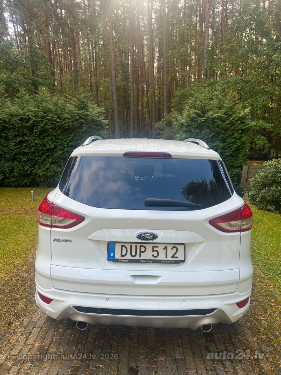 Balts Ford Kuga 2014 Pērnava, ar dzinēja tilpumu 2.00 L un nobraukumu 104 tūkst. km par 11999 €, foto 6 vietnē AUTOMOTO.COM.LV