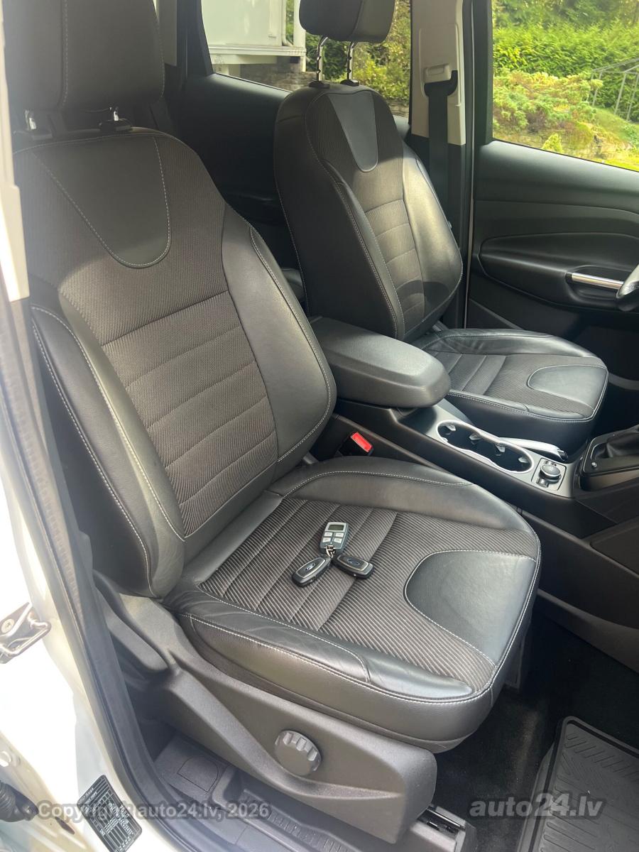 Balts Ford Kuga 2014 Pērnava, ar dzinēja tilpumu 2.00 L un nobraukumu 104 tūkst. km par 11999 €, foto 10 vietnē AUTOMOTO.COM.LV