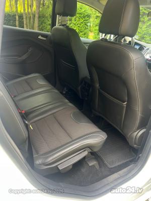 Balts Ford Kuga 2014 Pērnava, ar dzinēja tilpumu 2.00 L un nobraukumu 104 tūkst. km par 11999 €, foto 12 vietnē AUTOMOTO.COM.LV