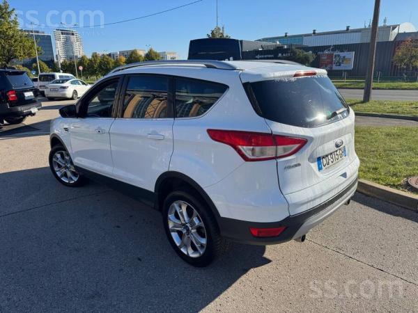 Ford Kuga 2014 in Riga on AUTOMOTO.COM.LV White Ford Kuga 2014 in Riga, with an engine capacity of 2.00 L and mileage of 206 thousand km for 7990 €, photo 3 on AUTOMOTO.COM.LV