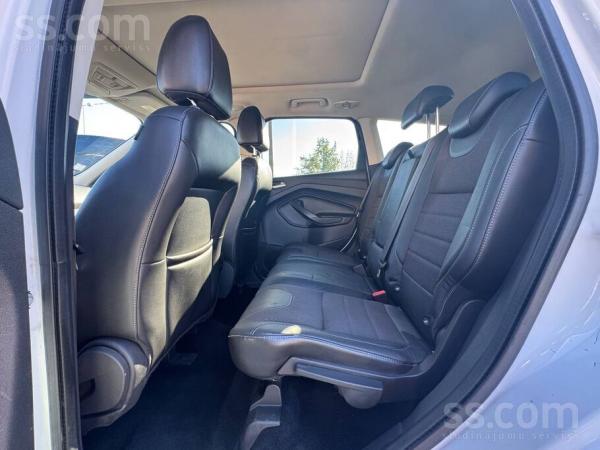 Ford Kuga 2014 in Riga on AUTOMOTO.COM.LV White Ford Kuga 2014 in Riga, with an engine capacity of 2.00 L and mileage of 206 thousand km for 7990 €, photo 10 on AUTOMOTO.COM.LV