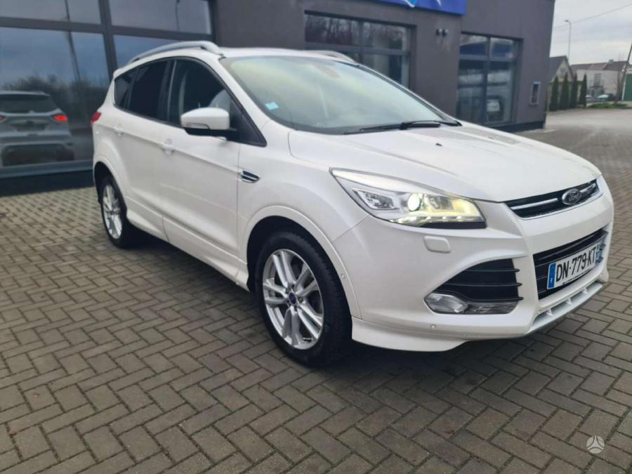 Balts Ford Kuga 2015 Tauragė, ar dzinēja tilpumu 2.00 L un nobraukumu 184 tūkst. km par 8500 €, foto 1 vietnē AUTOMOTO.COM.LV