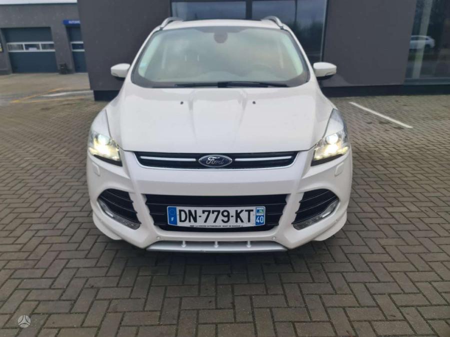 Balts Ford Kuga 2015 Tauragė, ar dzinēja tilpumu 2.00 L un nobraukumu 184 tūkst. km par 8500 €, foto 2 vietnē AUTOMOTO.COM.LV
