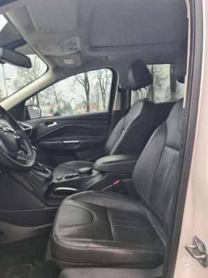 Balts Ford Kuga 2015 Tauragė, ar dzinēja tilpumu 2.00 L un nobraukumu 184 tūkst. km par 8500 €, foto 7 vietnē AUTOMOTO.COM.LV