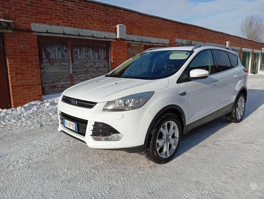 Balts Ford Kuga 2015 Šauļi, ar dzinēja tilpumu 2.00 L un nobraukumu 240 tūkst. km par 7750 €, foto 1 vietnē AUTOMOTO.COM.LV