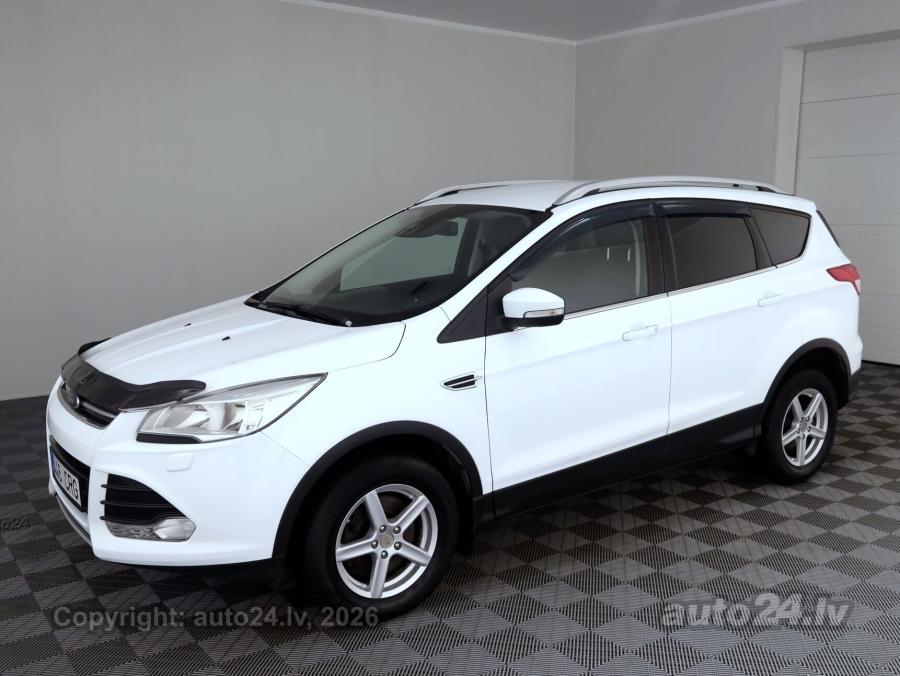 White Ford Kuga 2015 in Tallinn, with an engine capacity of 2.00 L and mileage of 349 thousand km for 3999 €, photo 3 on AUTOMOTO.COM.LV