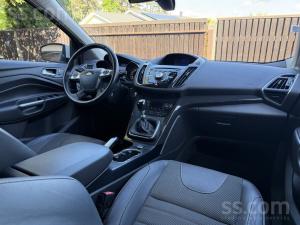 Белый Форд Куга 2015 в Огре, объемом двигателя 2.00 л и пробегом 185 тыс. км за 8850 €, фото 6 на AUTOMOTO.COM.LV