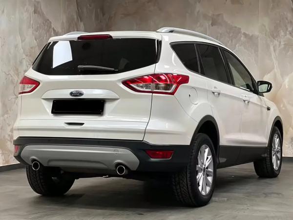 Balts Ford Kuga 2015 Rīga, ar dzinēja tilpumu 2.00 L un nobraukumu 187 tūkst. km par 10000 €, foto 7 vietnē AUTOMOTO.COM.LV