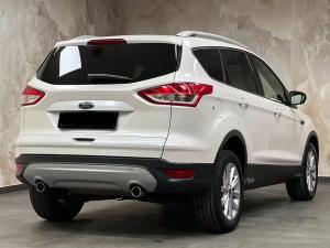 White Ford Kuga 2015 in Riga, with an engine capacity of 2.00 L and mileage of 187 thousand km for 10000 €, photo 8 on AUTOMOTO.COM.LV