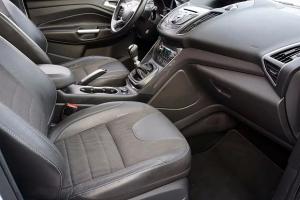 White Ford Kuga 2015 in Riga, with an engine capacity of 2.00 L and mileage of 187 thousand km for 10000 €, photo 9 on AUTOMOTO.COM.LV