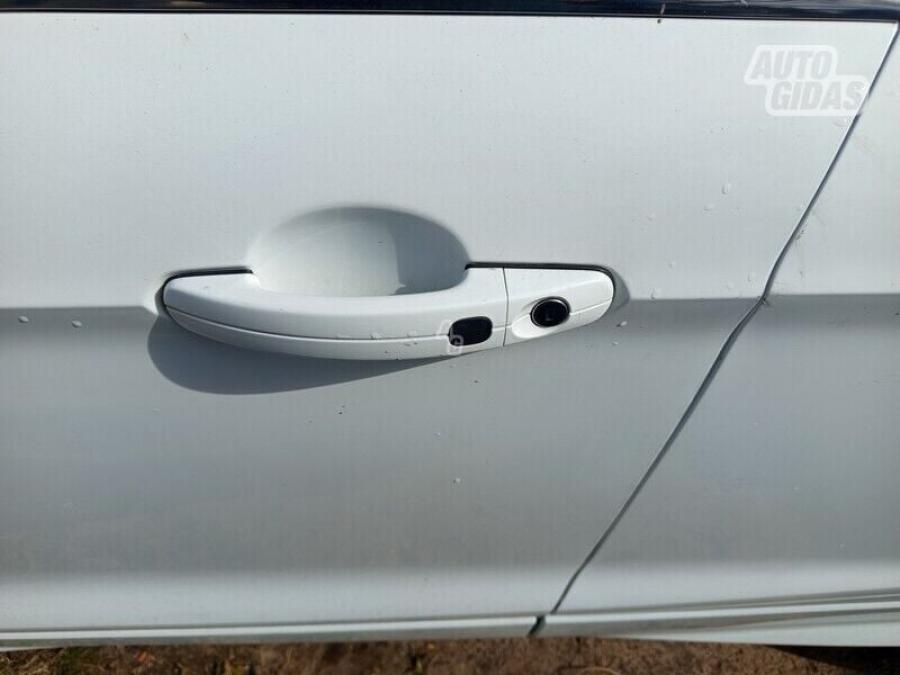 White Ford Kuga 2015 in Kaunas, with an engine capacity of 2.00 L and mileage of 239 thousand km for 5600 €, photo 20 on AUTOMOTO.COM.LV