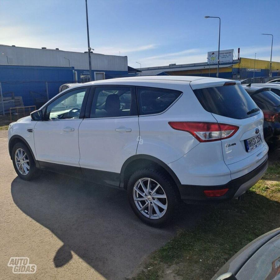 White Ford Kuga 2015 in Siauliai, with an engine capacity of 1.50 L and mileage of 91 thousand km for 6950 €, photo 3 on AUTOMOTO.COM.LV
