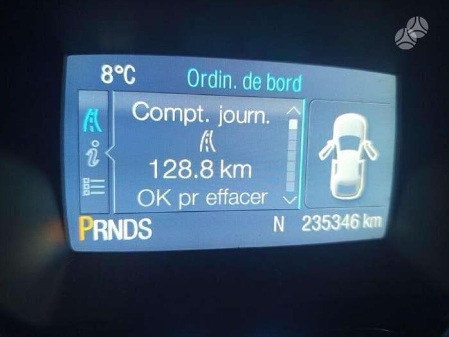 White Ford Kuga 2015 in Kaunas, with an engine capacity of 2.00 L and mileage of 235 thousand km for 5500 €, photo 7 on AUTOMOTO.COM.LV
