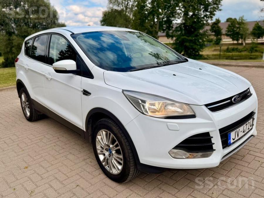 Balts Ford Kuga 2015 Valmiera, ar dzinēja tilpumu 2.00 L un nobraukumu 217 tūkst. km par 8500 €, foto 4 vietnē AUTOMOTO.COM.LV