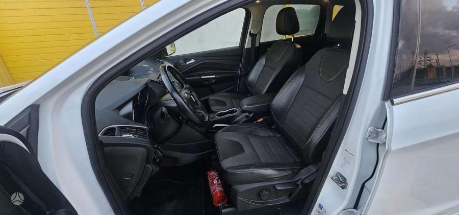 Balts Ford Kuga 2015 Klaipėda, ar dzinēja tilpumu 2.00 L un nobraukumu 113 tūkst. km par 10600 €, foto 13 vietnē AUTOMOTO.COM.LV