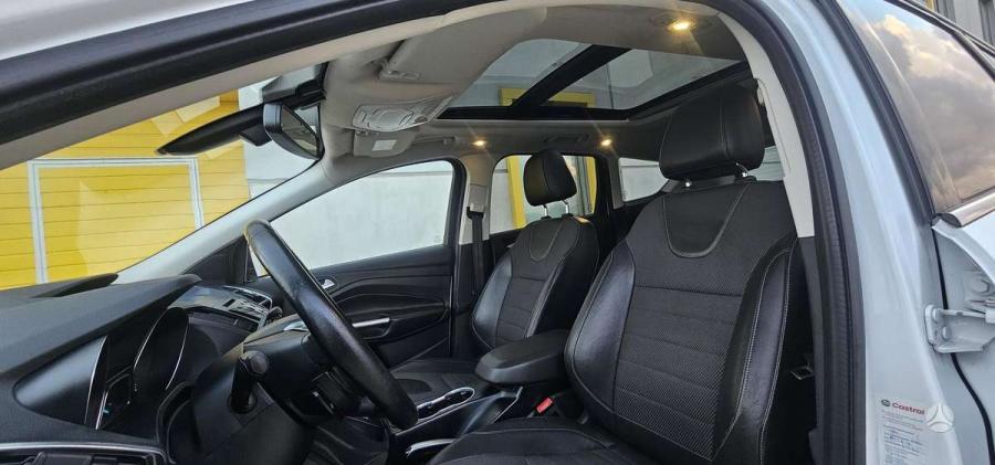 Balts Ford Kuga 2015 Klaipėda, ar dzinēja tilpumu 2.00 L un nobraukumu 113 tūkst. km par 10600 €, foto 14 vietnē AUTOMOTO.COM.LV