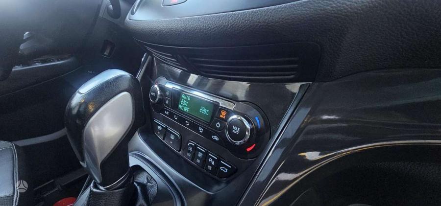 Balts Ford Kuga 2015 Klaipėda, ar dzinēja tilpumu 2.00 L un nobraukumu 113 tūkst. km par 10600 €, foto 18 vietnē AUTOMOTO.COM.LV