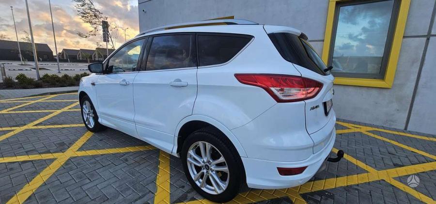 Balts Ford Kuga 2015 Klaipėda, ar dzinēja tilpumu 2.00 L un nobraukumu 113 tūkst. km par 10600 €, foto 28 vietnē AUTOMOTO.COM.LV