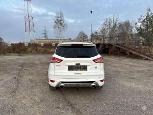 White Ford Kuga 2016 in Alytus, with an engine capacity of 2.00 L and mileage of 210 thousand km for 9000 €, photo 8 on AUTOMOTO.COM.LV