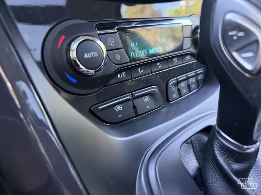 Balts Ford Kuga 2016 Kauņa, ar dzinēja tilpumu 2.00 L un nobraukumu 222 tūkst. km par 4850 €, foto 18 vietnē AUTOMOTO.COM.LV