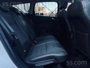 Balts Ford Kuga 2016 Cēsis, ar dzinēja tilpumu 2.00 L un nobraukumu 0 tūkst. km par 9500 €, foto 12 vietnē AUTOMOTO.COM.LV