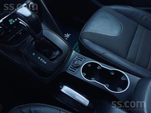 Balts Ford Kuga 2016 Cēsis, ar dzinēja tilpumu 2.00 L un nobraukumu 0 tūkst. km par 9500 €, foto 23 vietnē AUTOMOTO.COM.LV