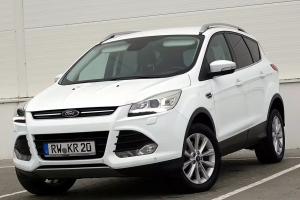 White Ford Kuga 2016 in Riga, with an engine capacity of 2.00 L and mileage of 158 thousand km for 7600 €, photo 5 on AUTOMOTO.COM.LV