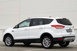 White Ford Kuga 2016 in Riga, with an engine capacity of 2.00 L and mileage of 158 thousand km for 7600 €, photo 8 on AUTOMOTO.COM.LV