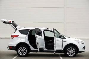 White Ford Kuga 2016 in Riga, with an engine capacity of 2.00 L and mileage of 158 thousand km for 7600 €, photo 14 on AUTOMOTO.COM.LV