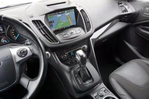 White Ford Kuga 2016 in Riga, with an engine capacity of 2.00 L and mileage of 158 thousand km for 7600 €, photo 25 on AUTOMOTO.COM.LV