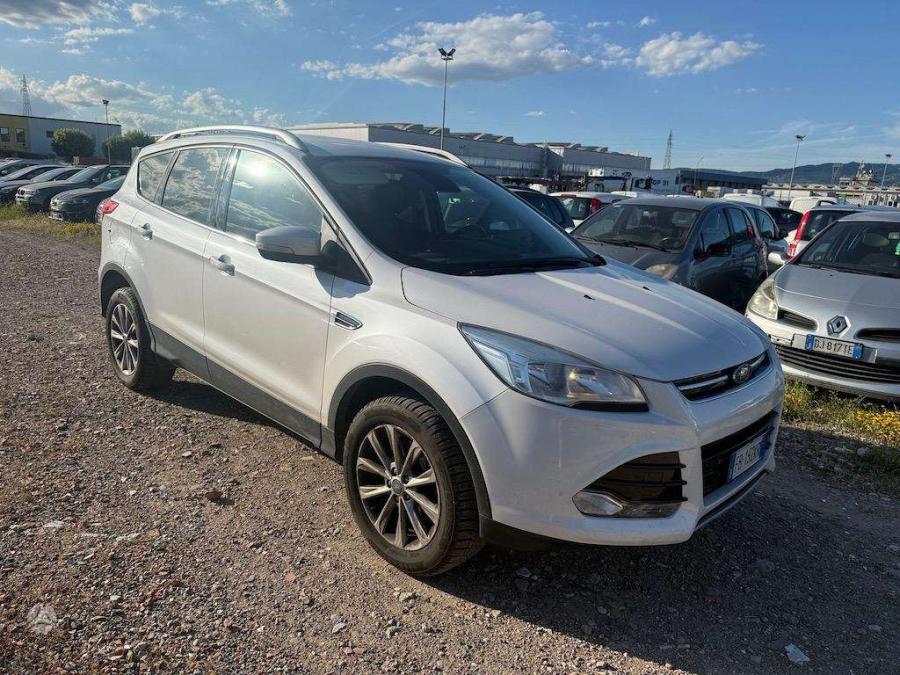 Balts Ford Kuga 2016 Šauļi, ar dzinēja tilpumu 1.50 L un nobraukumu 270 tūkst. km par 6700 €, foto 4 vietnē AUTOMOTO.COM.LV