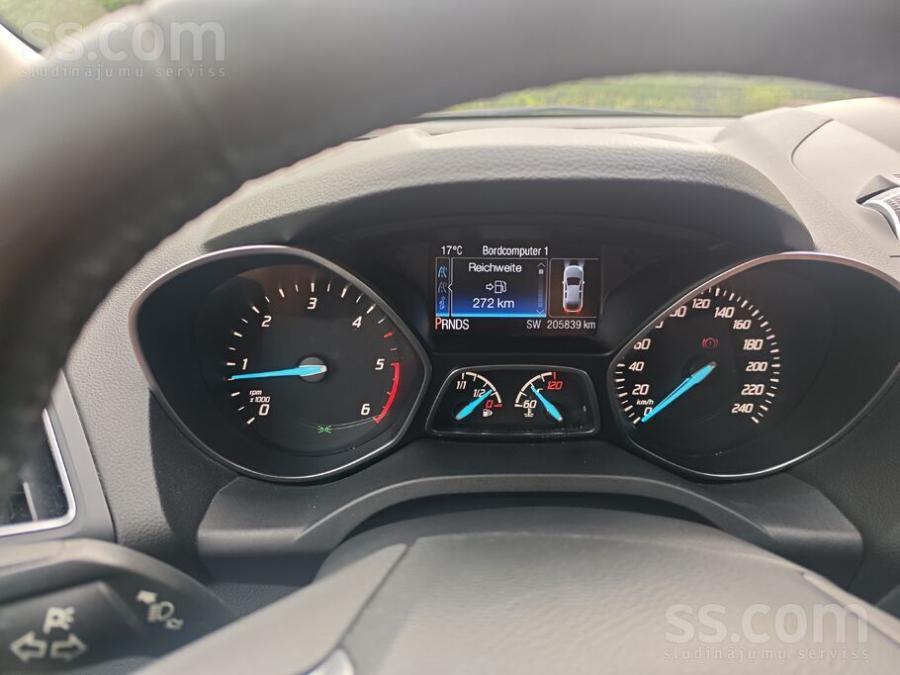 White Ford Kuga 2016 in Jekabpils, with an engine capacity of 2.00 L and mileage of 206 thousand km for 9100 €, photo 14 on AUTOMOTO.COM.LV