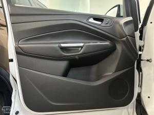Balts Ford Kuga 2016 Viļņa, ar dzinēja tilpumu 1.50 L un nobraukumu 83 tūkst. km par 9800 €, foto 13 vietnē AUTOMOTO.COM.LV