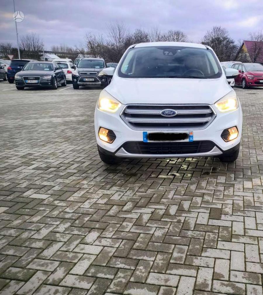 Balts Ford Kuga 2017 Tauragė, ar dzinēja tilpumu 1.50 L un nobraukumu 263 tūkst. km par 7900 €, foto 1 vietnē AUTOMOTO.COM.LV