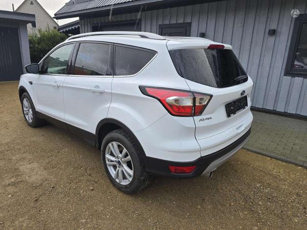 Balts Ford Kuga 2017 Kelmė, ar dzinēja tilpumu 1.50 L un nobraukumu 159 tūkst. km par 8700 €, foto 4 vietnē AUTOMOTO.COM.LV