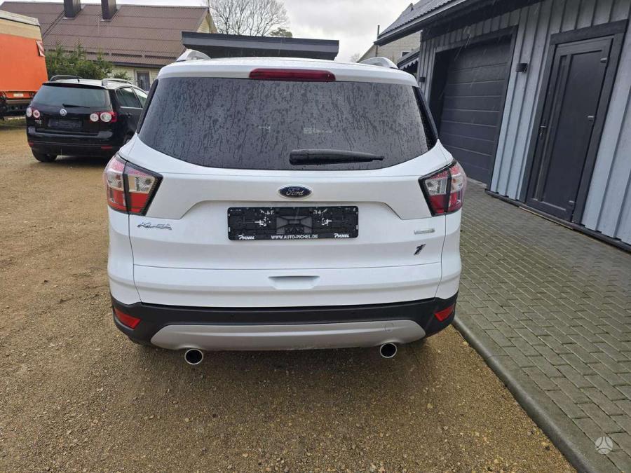 Balts Ford Kuga 2017 Kelmė, ar dzinēja tilpumu 1.50 L un nobraukumu 159 tūkst. km par 8700 €, foto 5 vietnē AUTOMOTO.COM.LV