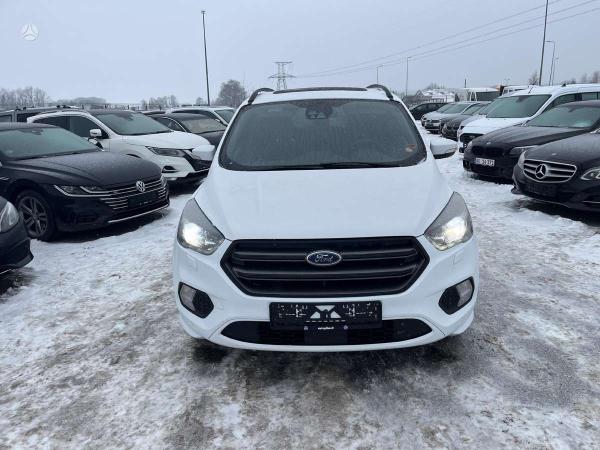 Balts Ford Kuga 2017 Marijampole, ar dzinēja tilpumu 2.00 L un nobraukumu 232 tūkst. km par 10950 €, foto 2 vietnē AUTOMOTO.COM.LV