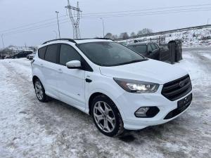 Balts Ford Kuga 2017 Marijampole, ar dzinēja tilpumu 2.00 L un nobraukumu 232 tūkst. km par 10950 €, foto 3 vietnē AUTOMOTO.COM.LV